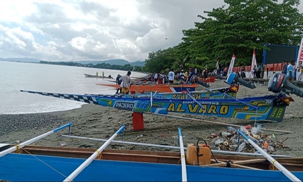 Nancy Worabay: Balap Motor Laut Latih Keberanian dan Keterampilan ...